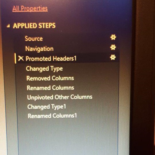 columns displaced in PBI Data view - Microsoft Fabric Community