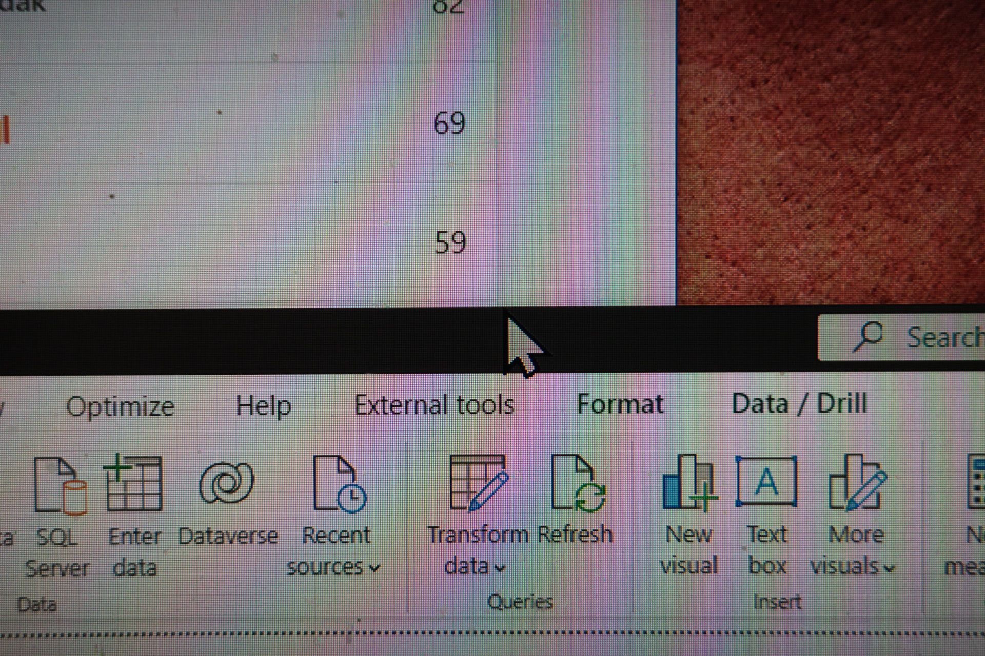 Why is there no resize cursor on the top edge of t... - Microsoft ...